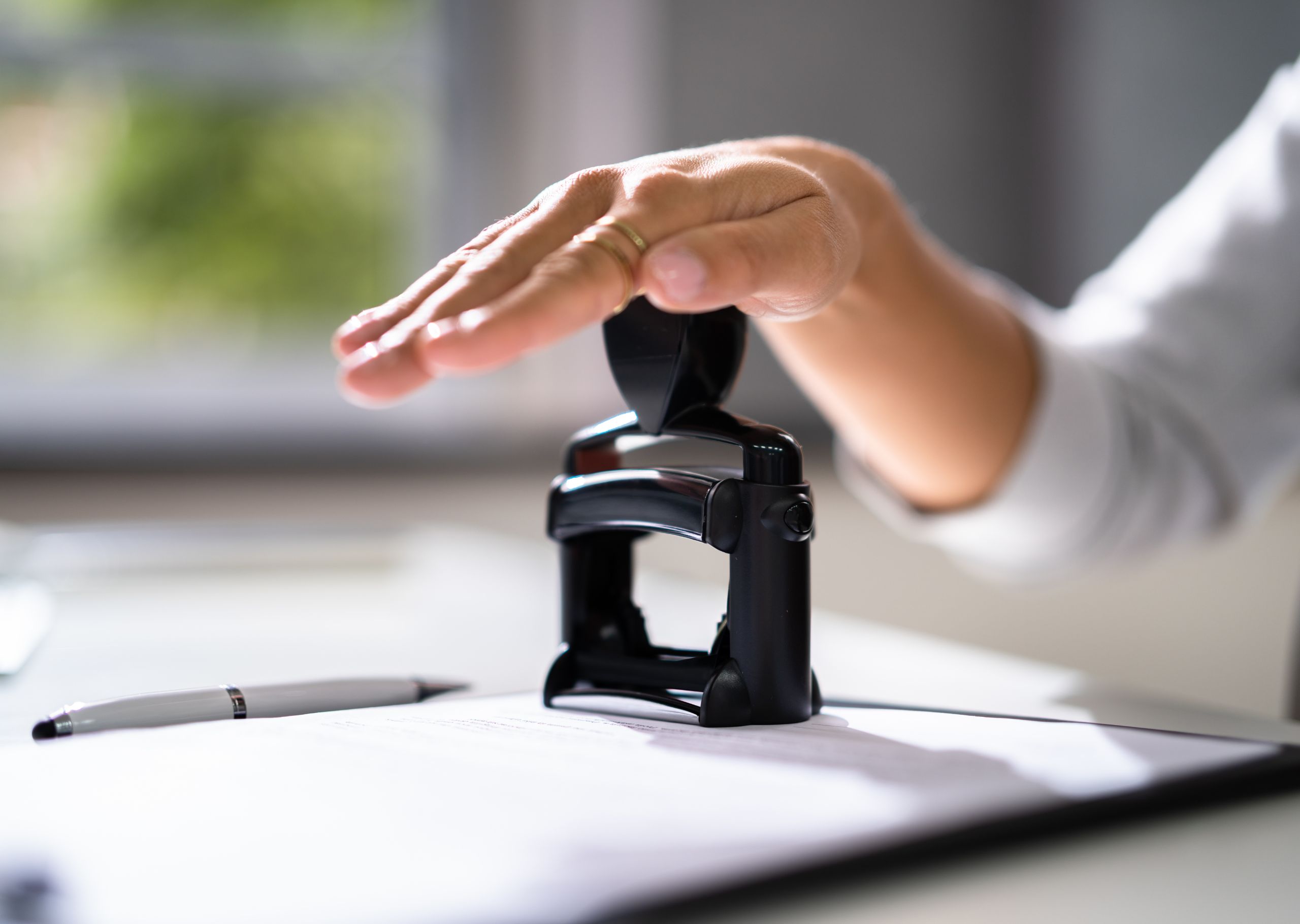 Mobile Notary Services - Midwest